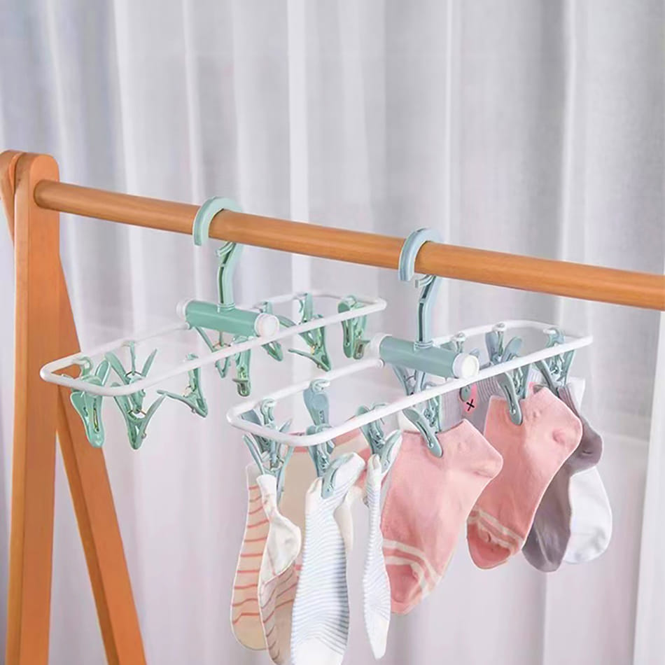 multiple hangers